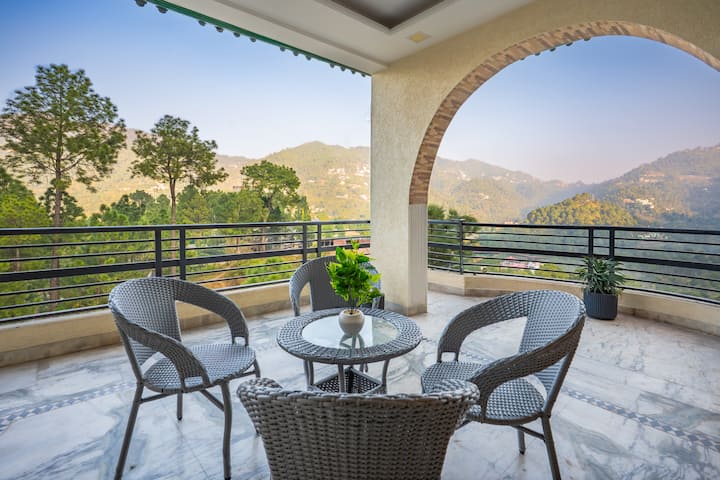 Orchid Villa,3 Bedrooms Anji Retreat Kasauli Hills - Solan