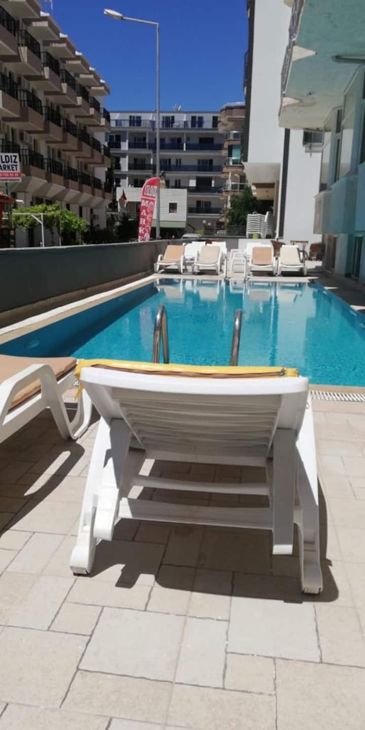 Altinkum Mah. Havuzlu 2+1 - Didim
