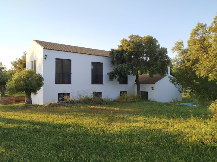 Finca, Piscina Y Vistas Al Lago - Algar