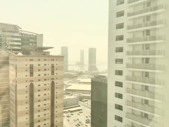 Spacious And Comfortable Apartment - 沙加