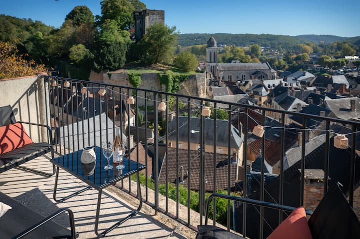 Panorama Sur Lascaux & Château - Grottes de Lascaux