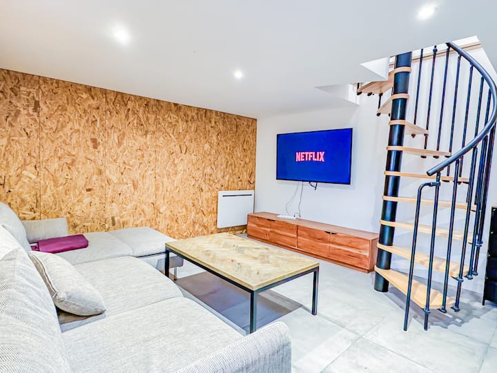 Grand Appartement Avec Piscine Et Jardin - Clermont-Ferrand