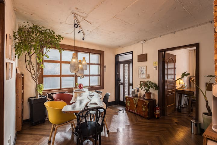 Private Local, 조식, 1f, 3r,명동/ddp 빠른이동[Moda] - Seoul