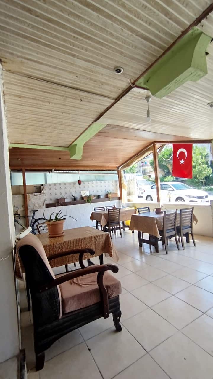 Kuşadası'nda Pansiyon - Kuşadası
