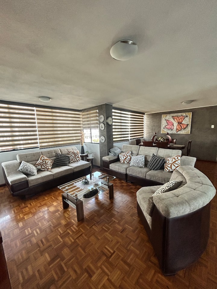 Dpto. Quito Norte~confortable Familiar. Udla. - Quito (Ecuador)