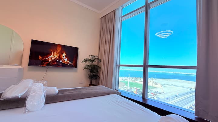 Seaview Grey - 1br - 75” Smarttv - Manama