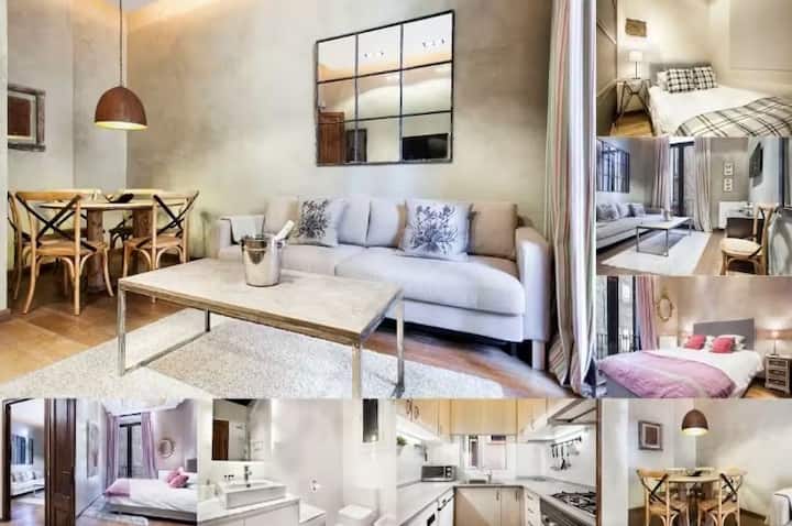 Nice 9 Bedroom Groupflat Near Pl. Catalunya 18ppl! - Barcelona