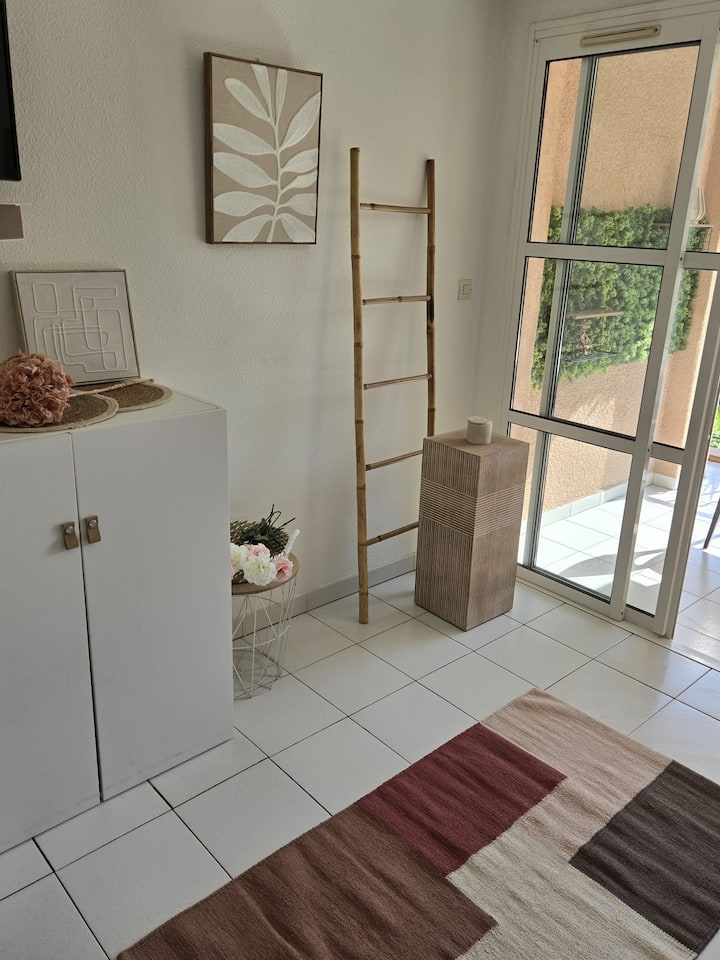 Casa Beige-studio Lumineux, Terrasse, Plage à Pied - Agay