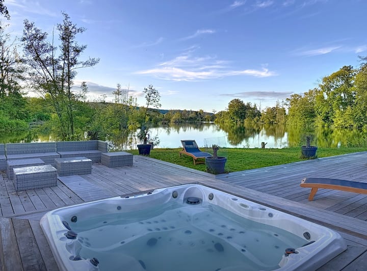 Maison Atypique Au Cœur D'un Cadre Naturel…. - Bernay