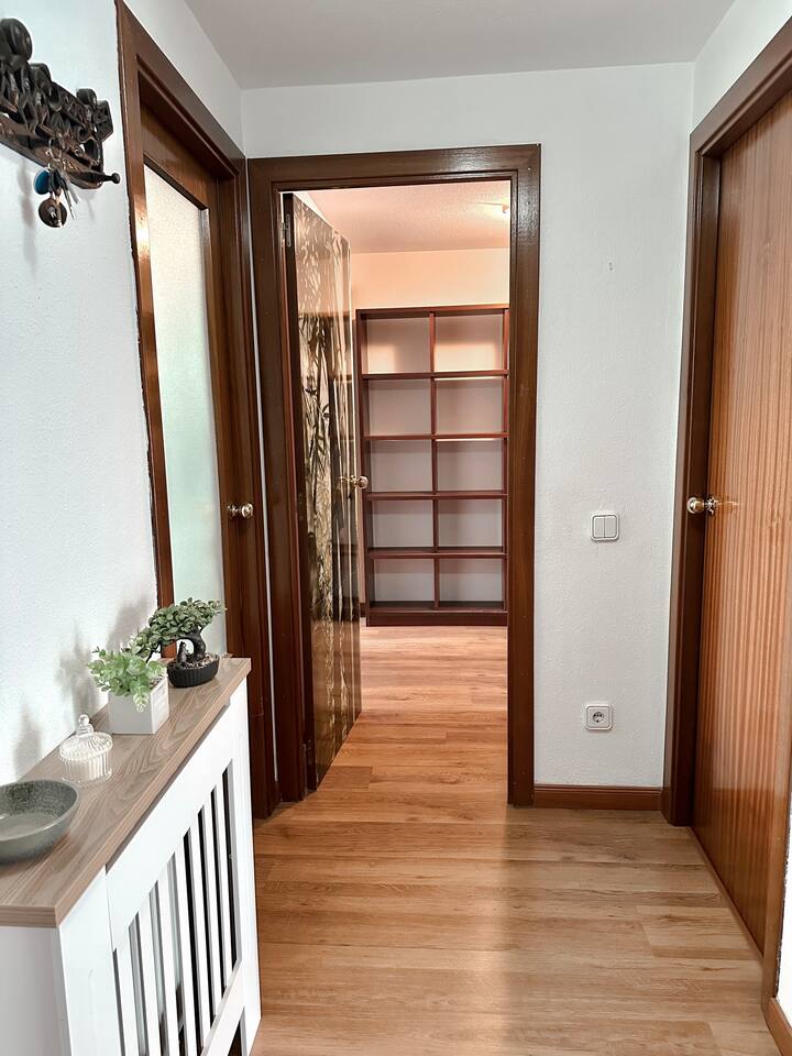Habitación En Valdebernardo , Madrid - Rivas-Vaciamadrid