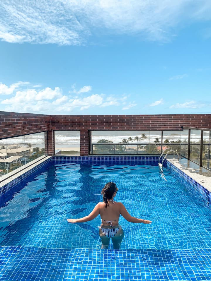 Apto 2/4 E A/c, Piscina Com Vista Mar Na Cobertura - Ilhéus