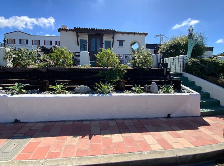 Casa Cabrillo - San Clemente, CA