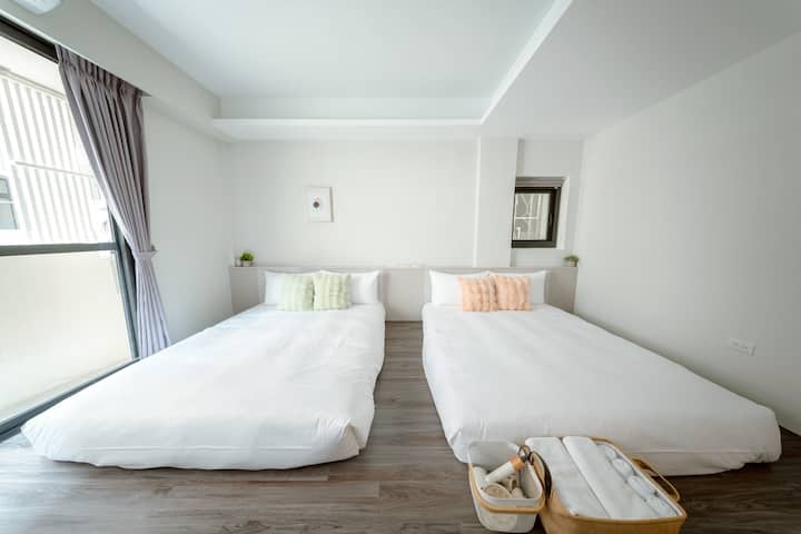 逢甲商圈3房1廳/8~11人/夜市5分鐘/電梯/客廳/桌遊/麻將 - 台中市