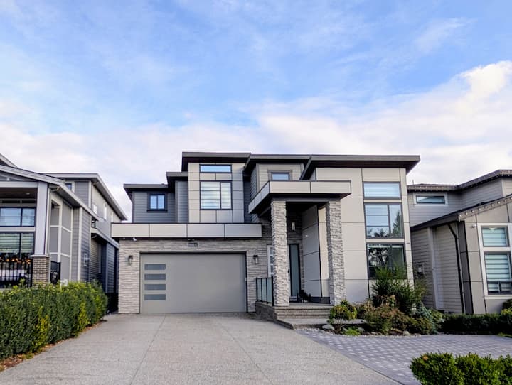 2br+studio/ev Charger/all Private/near Mall - Langley