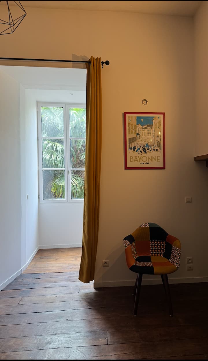 Loft Hyper Centre Avec Parking - Pau, Francia