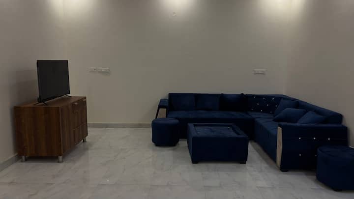 Bloom Space By Wander Homestays - Noida