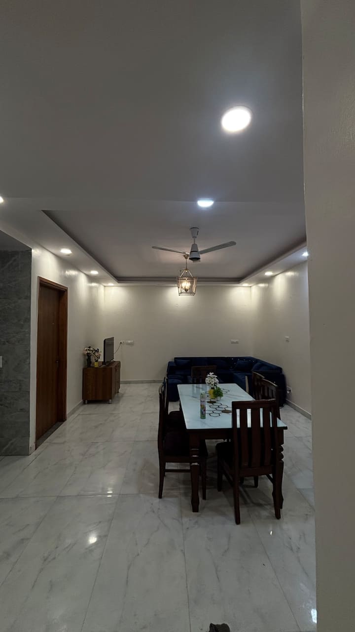Bloom Space By Wander Homestays - Noida