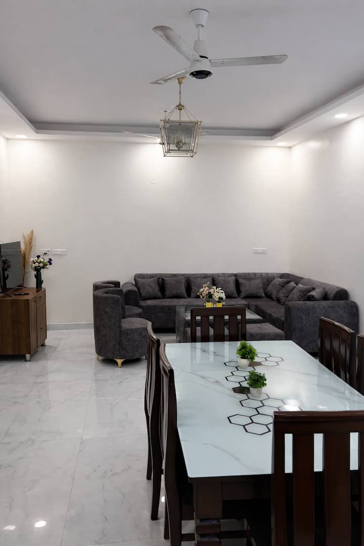 Modern 3bhk Near Yatharth Hospital, Sector 1 - Noida