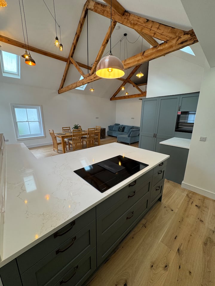 Home In Topsham - Exeter