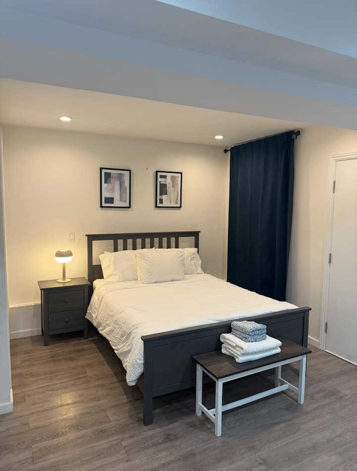 Newly Remodeled Studio - Portola Terrace - Daly City