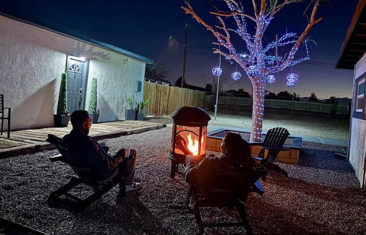 Modern Desert Hideaway•fireplaces La-vegas•route - Apple Valley, CA
