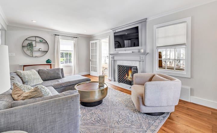 Modern & Bright 3br Stay - Bridgeport, CT