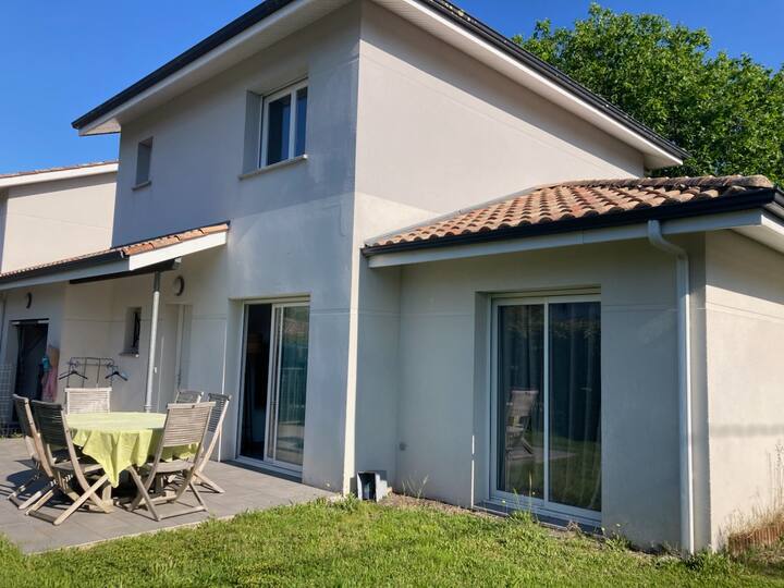 Maison 3 Chambres Avec Jardin. - Biganos