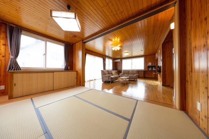 札幌と富良野のまんなか/To Furano/富良野65分/札幌60分/高速三笠から7分/旭川80分 - Mikasa