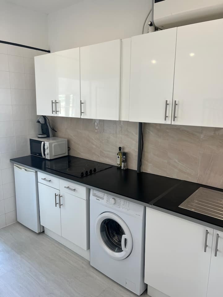 Spacieux Studio Avec Coin Nuit - Vallauris