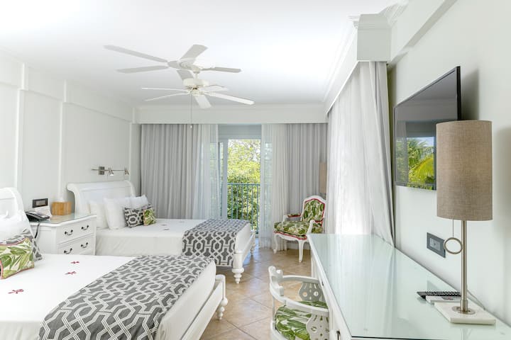 Poolview Room At Coco Palm Hotel - Sainte-Lucie