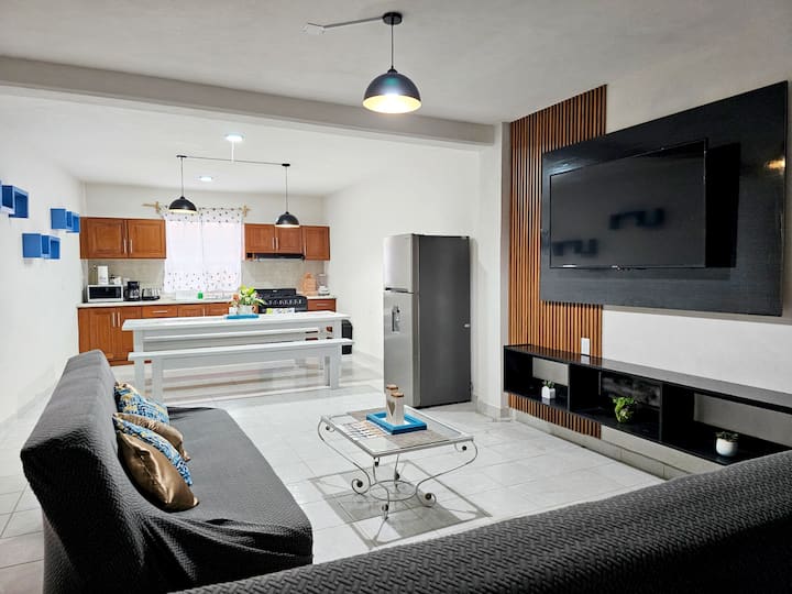 Casa Familiar Con 3 Recámaras Y Cocina Equipada - Tehuacán