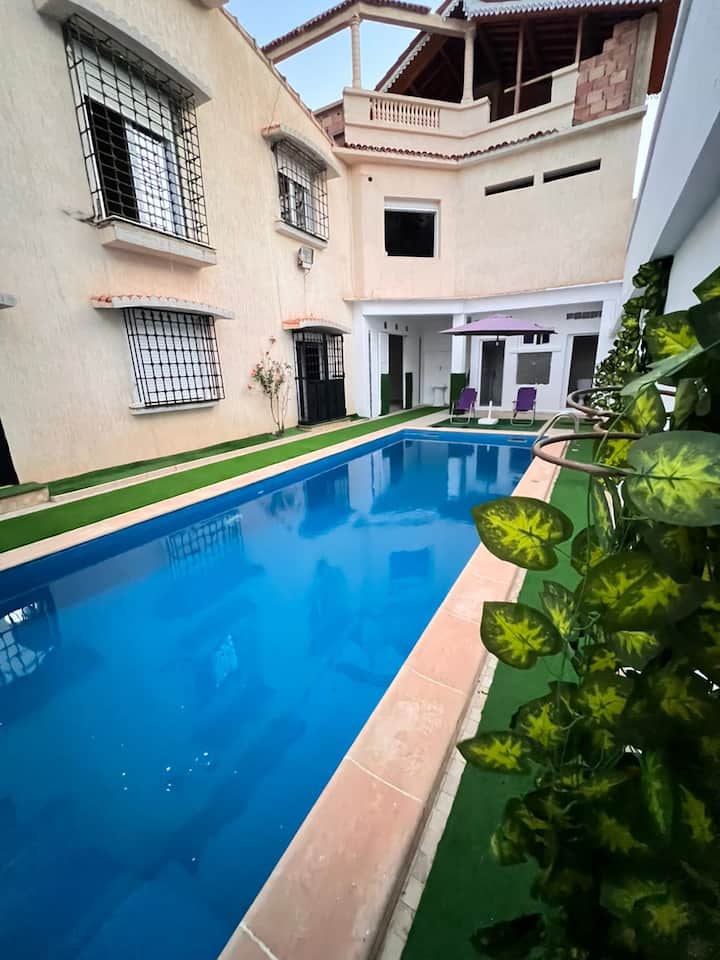 Villa Avec Piscine Uniquement Au Familles - Algérie