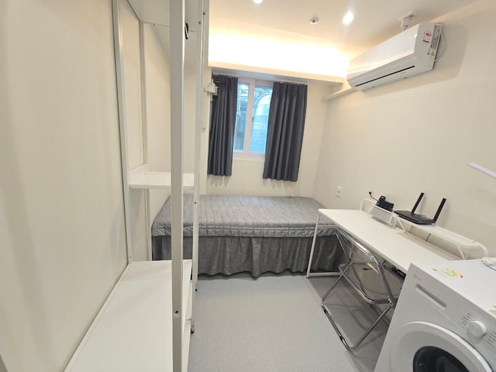 [08]마천루 사이 환상적인 위치-짐보관, 비대면 체크인, 12시체크아웃 - Seúl