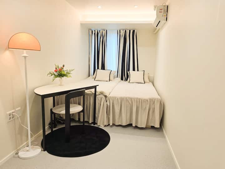 [신축5] 종로 광화문 Hideaway | 경복궁·인사동·명동 도보여행 숙소, 짐보관 Ok - Seoul