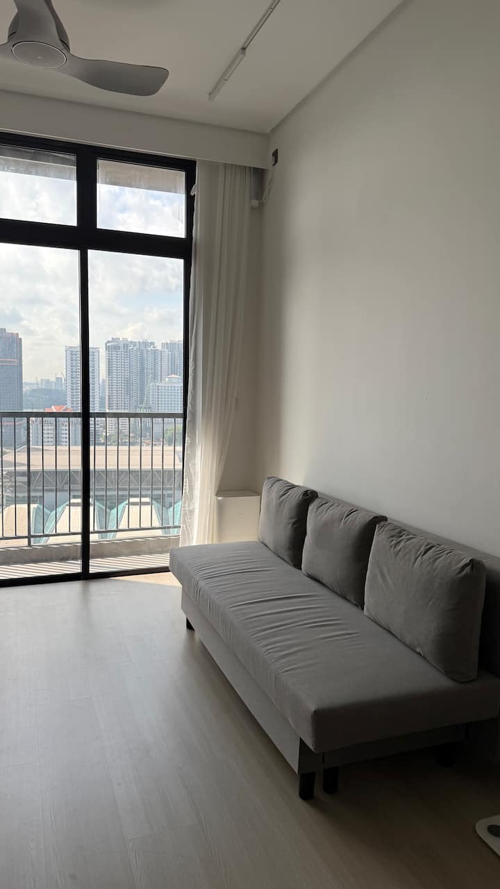 Women Only Single Room, 7 Mins Walk To Ciq - Johor