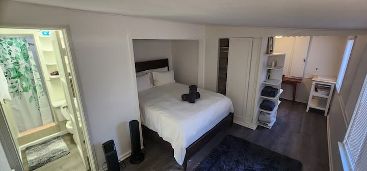 Cute Private Studio 2 - Hawthorne, CA