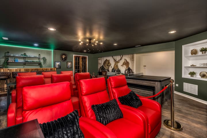 Theatre, Speakeasy, Hottub, Fenced Yard-avl 12 Min - Asheville, NC