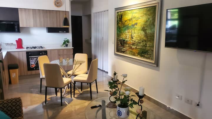 Apartamento Ejecutivo En Las Colinas-managua 4d - Managua