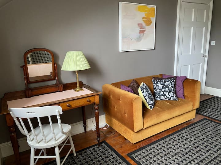 2 Bedroom Apartment In Elegant New Town Home - Edimburgo