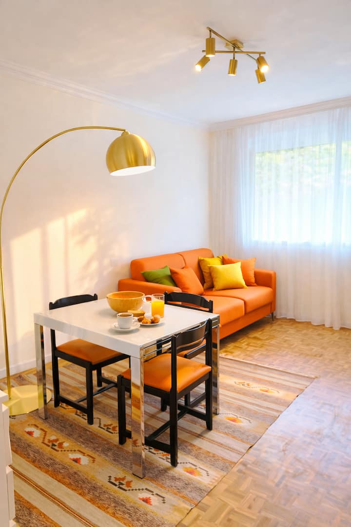 5-7 Min - Mer, Gare, Parking, 20 Min Monaco - Menton