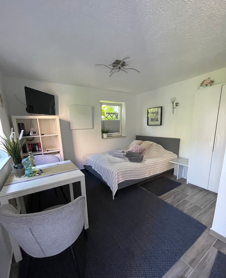 Kleiner Bungalow Ferienwohnung In Rostock Ostsee - Rostock