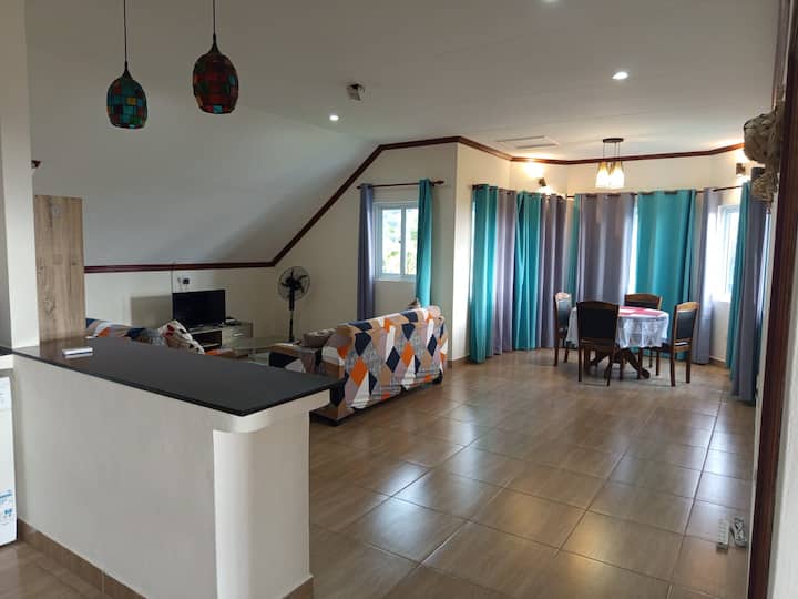Le Ronce Villa 2 Adults And 2 Kids In A 2 Bedroom - Seychelles