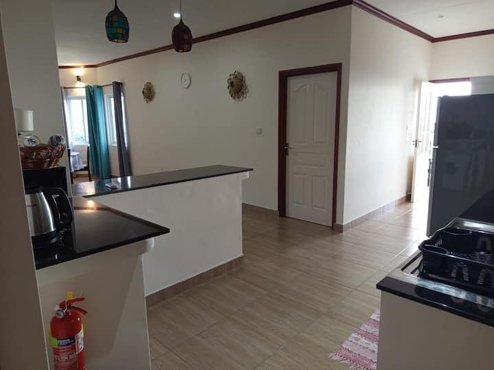 Le Ronce Villa 2 Adults And 2 Kids In A 2 Bedroom - Seychellen