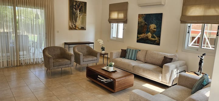 3br Oasis | Business Or Beach | Backyard Bliss - Limassol