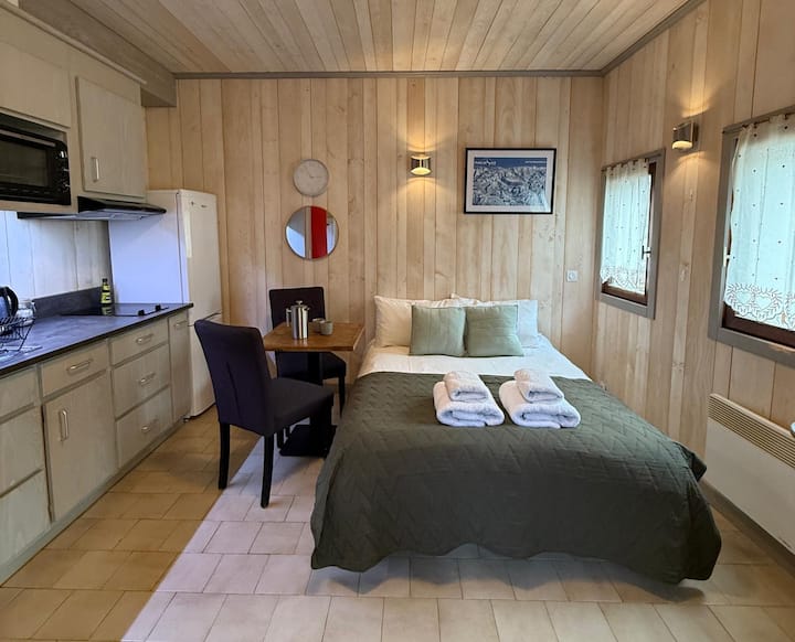 Studio 84 - Morzine Hideaway – Ideal For Two - Morzine