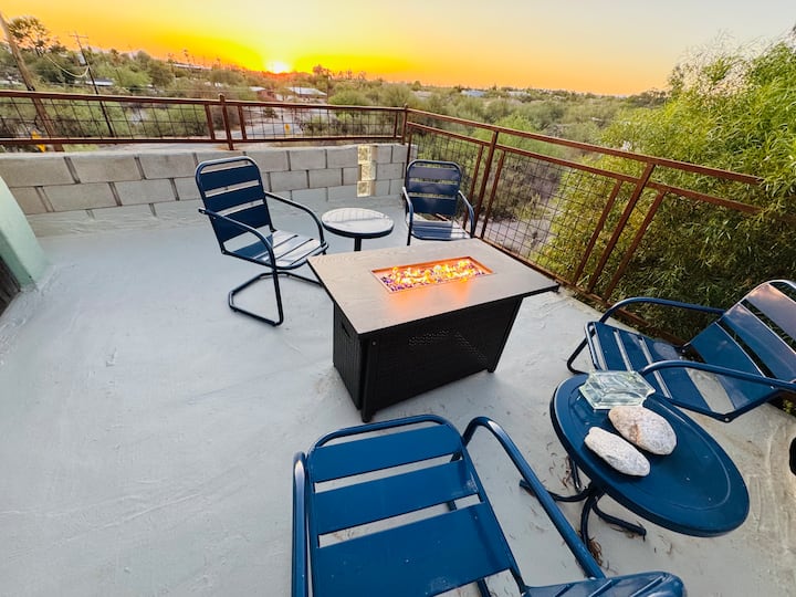 2br/1ba Casita Amazing Desert Sunset Top Deck View - Tucson, AZ
