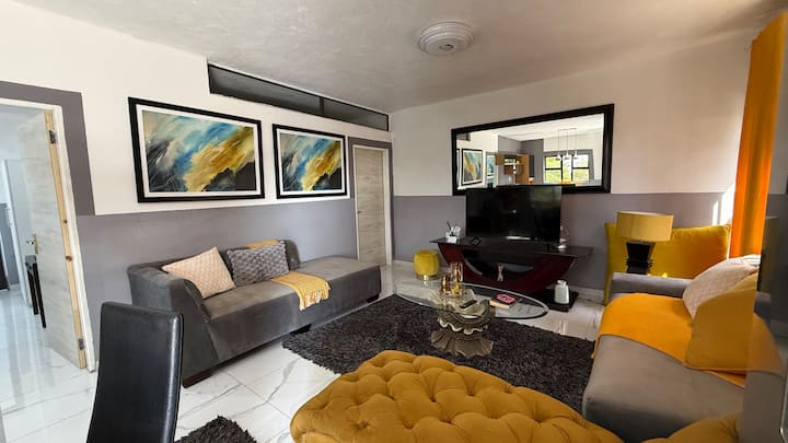 Luxurious Home In Pretoria - Pretoria