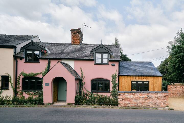 Boutique Country Cottage - Congleton