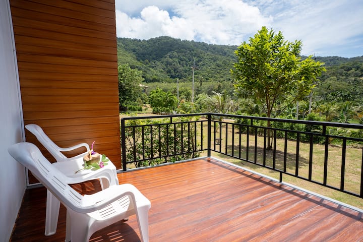 Quiet Hillside Bungalow For Long Stays - Ko Lanta