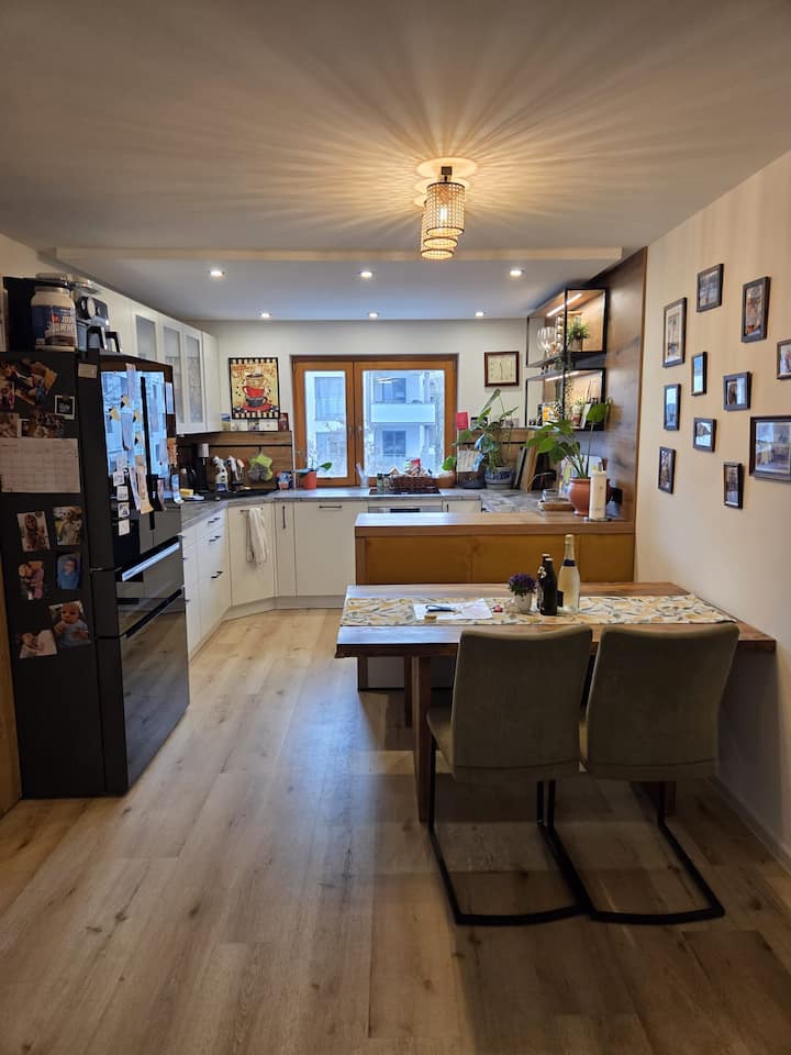 Familienfreundliche, Moderne 4-1/2-zimmer-wohnung - Múnich